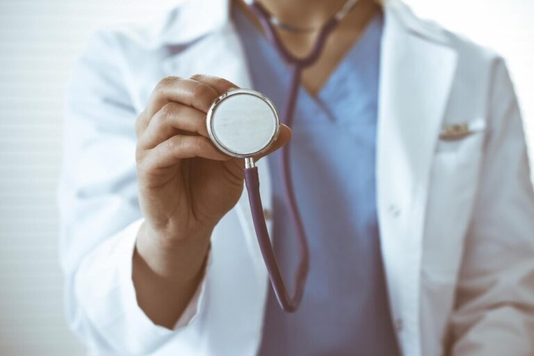 Bełchatów stawia na zdrowie: Darmowe badania dla kobiet już w styczniu ...